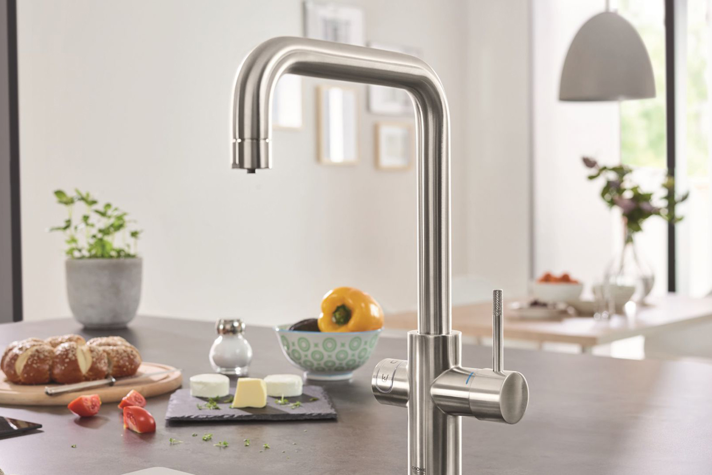 Taps | Product categories | Modern Taps & Showers
